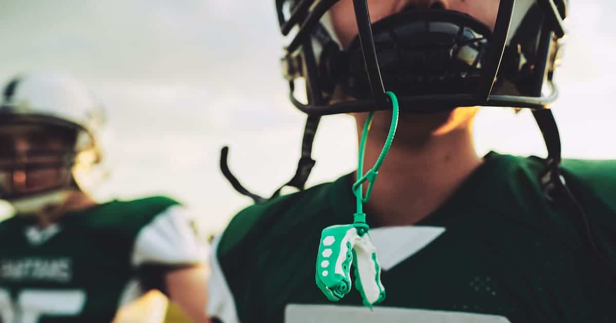 Preventing Facial Injuries during Sports - AAOMS Oral and Maxillofacial ...